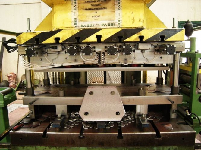 Welding Poles and Lighting Poles Machines - Murgesi SRL